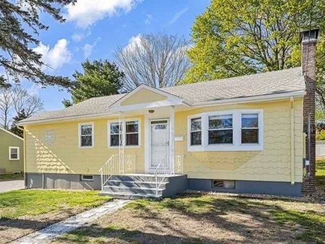 house with 3 bedroom, Framingham MA DS102369600