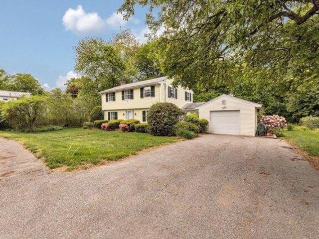 house with 3 bedroom, Framingham MA DS103968553
