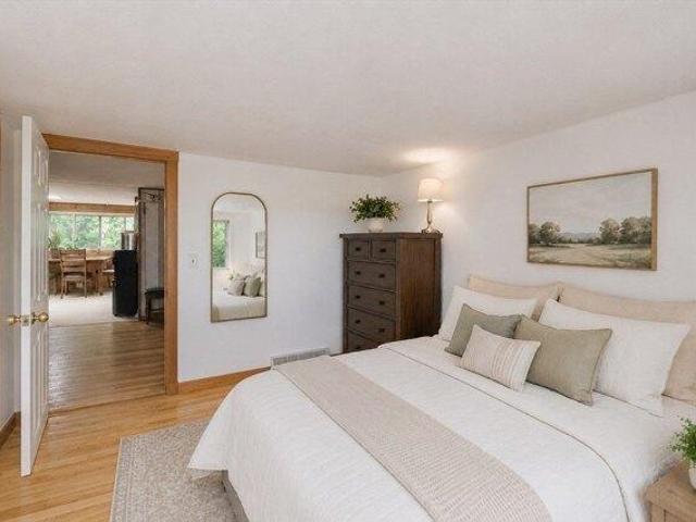 house with 3 bedroom, Framingham MA ES104190569