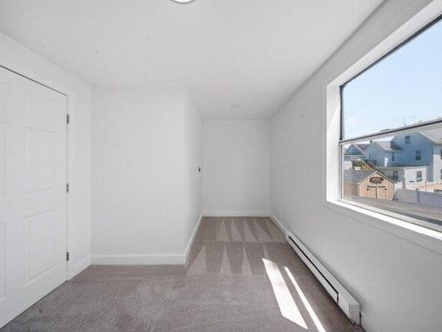 house with 3 bedroom, Framingham MA ES104758650