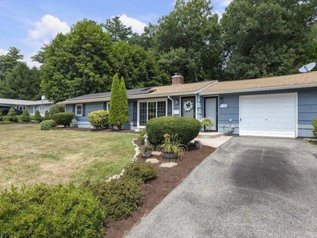 house with 3 bedroom, Framingham MA ES104762350