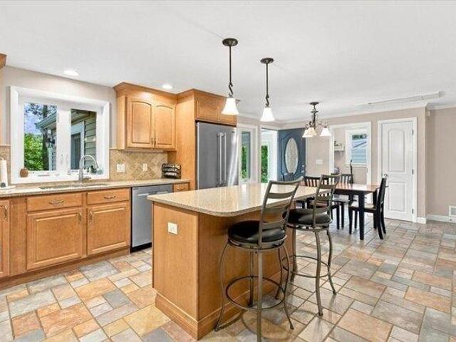 house with 3 bedroom, Framingham MA ES105041462
