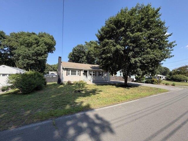 house with 3 bedroom, Framingham MA ES105082979
