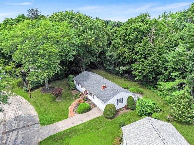 house with 3 bedroom, Framingham MA ES105107029