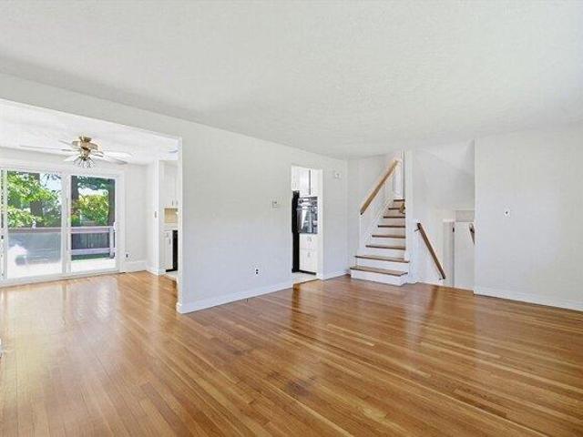 house with 3 bedroom, Framingham MA ES103442378