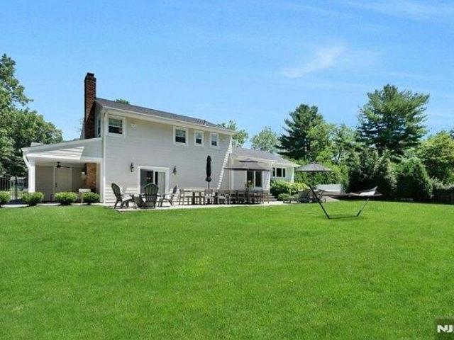 house with 3 bedroom, Franklin Lakes NJ ES104188665