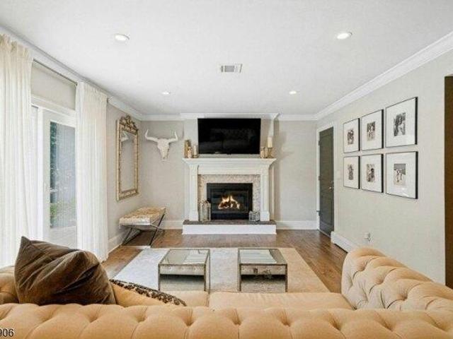 house with 3 bedroom, Franklin Lakes NJ ES105231918