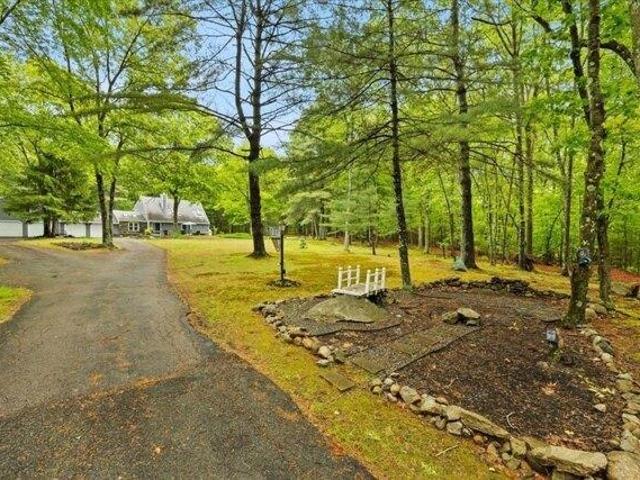 house with 3 bedroom, Franklin MA DLS103099076