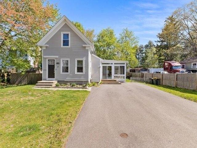house with 3 bedroom, Franklin MA DS102213567