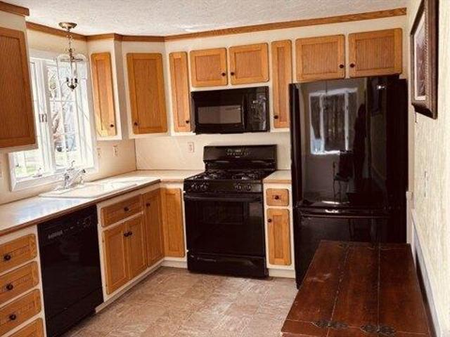 house with 3 bedroom, Franklin MA DS103020302