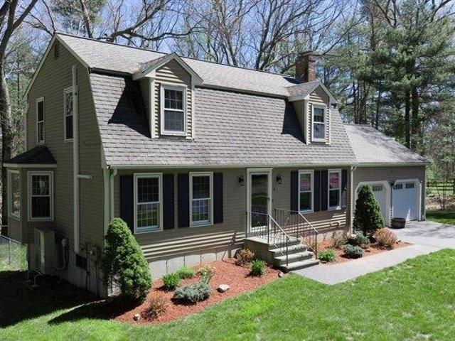 house with 3 bedroom, Franklin MA DS103101036