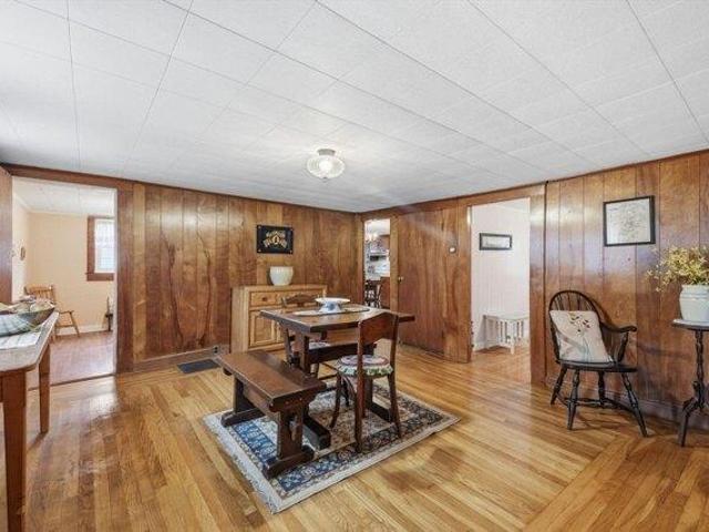 house with 3 bedroom, Franklin MA DS103928115