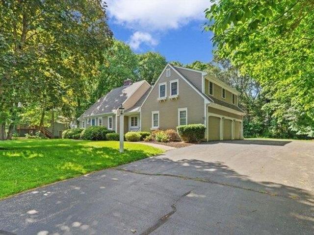 house with 3 bedroom, Franklin MA DS104041922