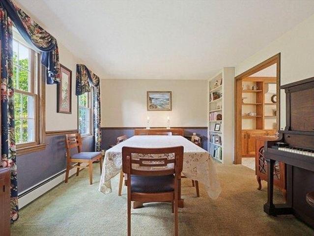 house with 3 bedroom, Franklin MA ES103018775