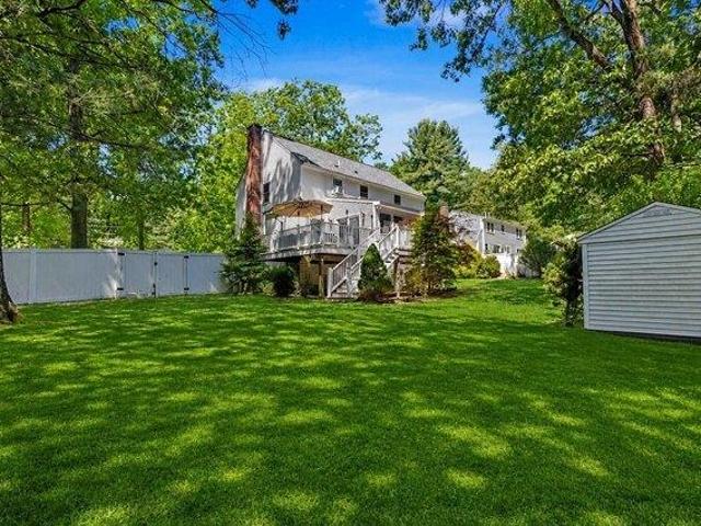 house with 3 bedroom, Franklin MA ES103807868