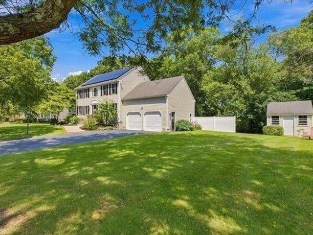 house with 3 bedroom, Franklin MA ES105106792