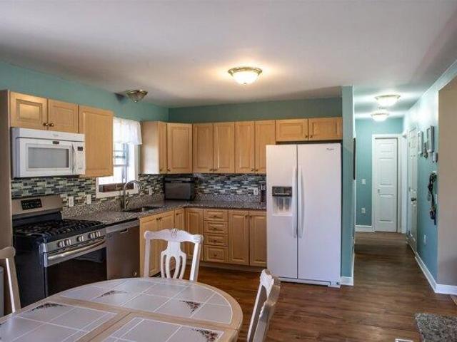 house with 3 bedroom, Franklin NH DS102062269