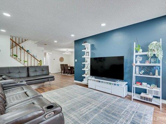 house with 3 bedroom, Franklin NJ DS102284747