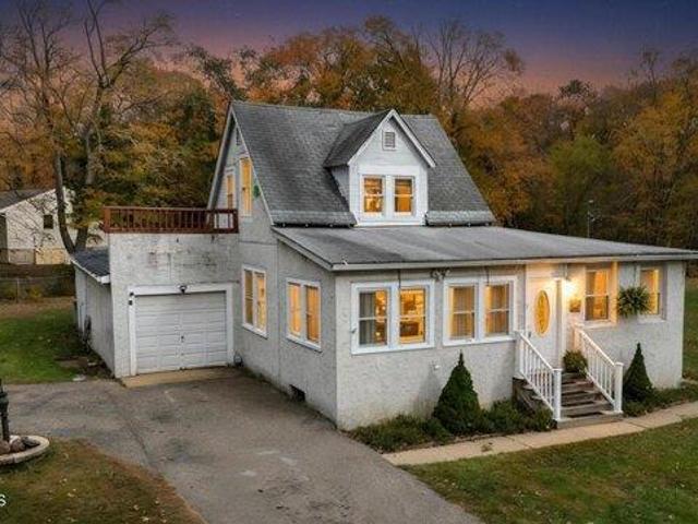 house with 3 bedroom, Freehold NJ DLS102279872