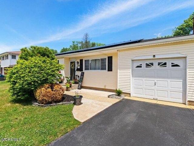 house with 3 bedroom, Freehold NJ ES104441239