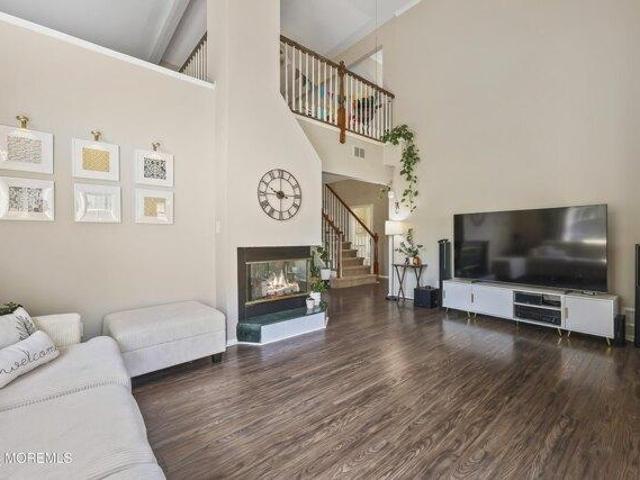 house with 3 bedroom, Freehold NJ ES105176348