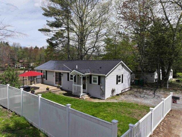 house with 3 bedroom, Fremont NH DS102633686