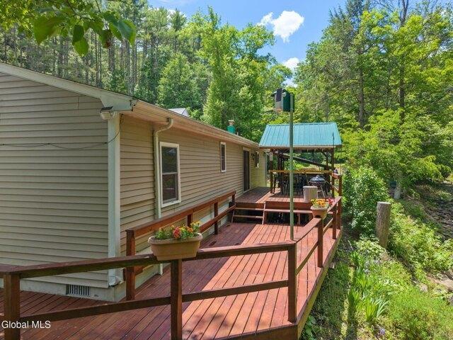 house with 3 bedroom, Fultonham NY ES104905791