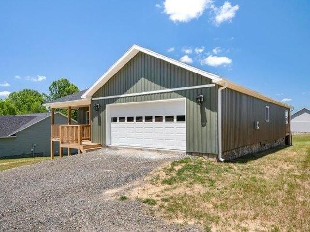 house with 3 bedroom, Galax VA ES104906970