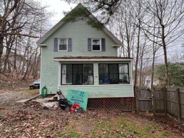 house with 3 bedroom, Gardiner ME ES104044046