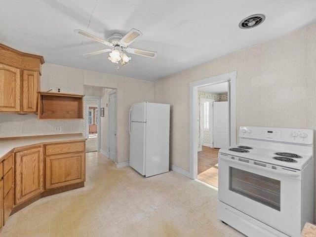 house with 3 bedroom, Gardner MA DS103965901
