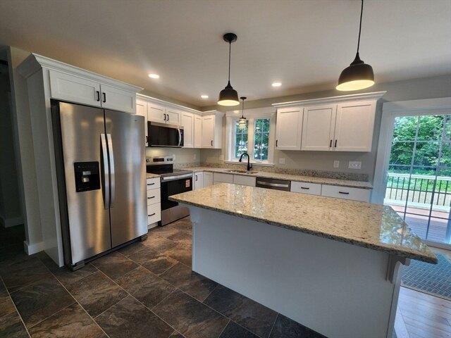 house with 3 bedroom, Gardner MA ES104790913