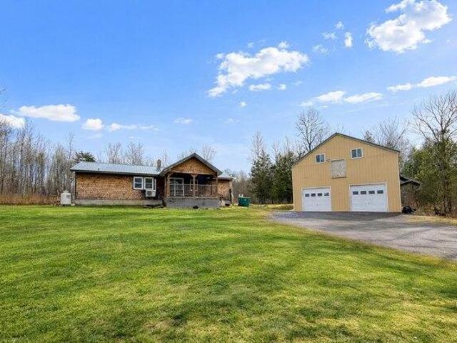 house with 3 bedroom, Garland ME DS103223654