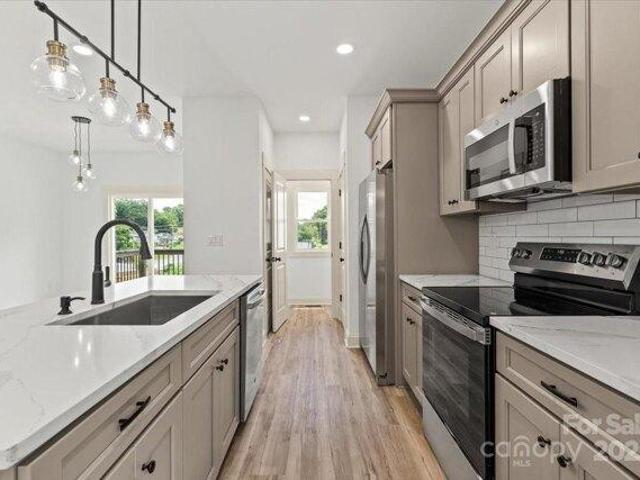 house with 3 bedroom, Gastonia NC ES103600036