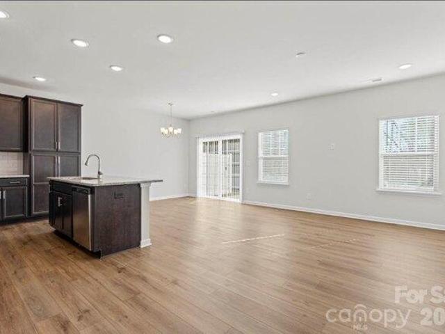 house with 3 bedroom, Gastonia NC ES103602993