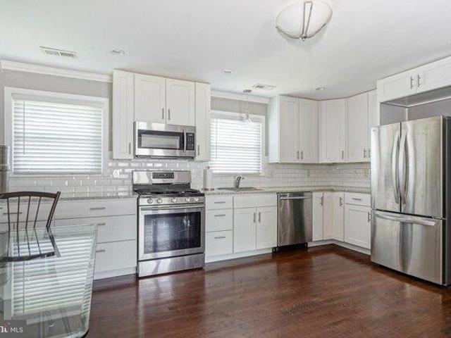 house with 3 bedroom, Gibbstown NJ DS102763194