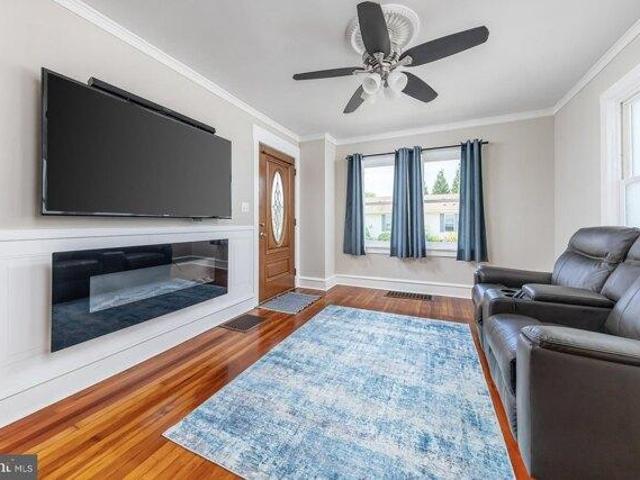house with 3 bedroom, Gibbstown NJ ES104899561