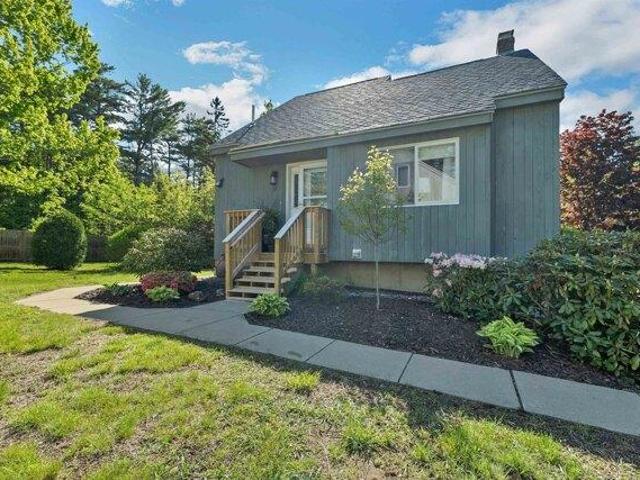 house with 3 bedroom, Gilford NH DLS103037011