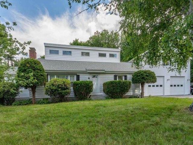 house with 3 bedroom, Gilford NH DS104115815