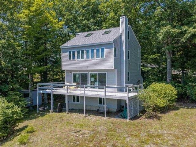 house with 3 bedroom, Gilford NH ES104077308