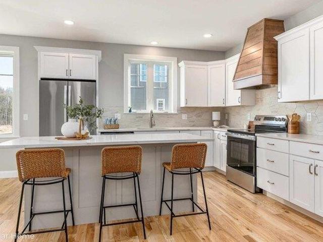 house with 3 bedroom, Gilford NH ES104788109