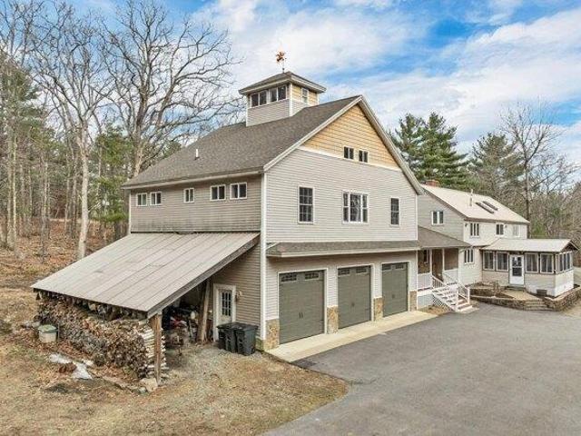 house with 3 bedroom, Gilford NH ES104789488