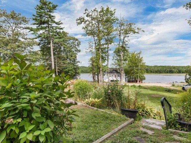 house with 3 bedroom, Gilmanton NH DLS103034158