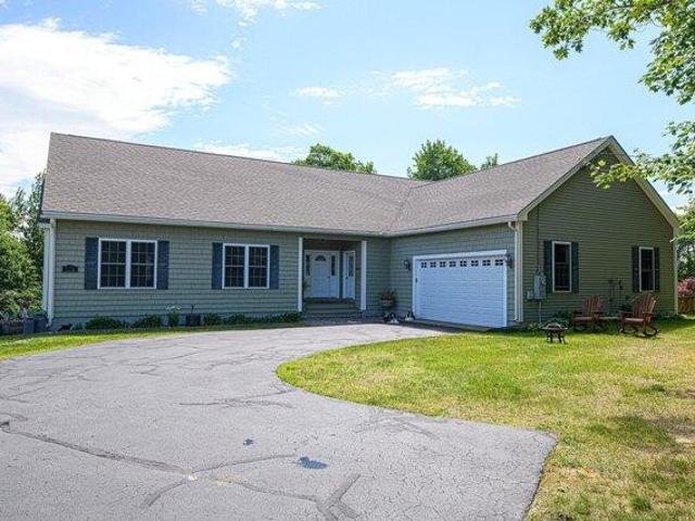 house with 3 bedroom, Gilmanton NH DS101856260