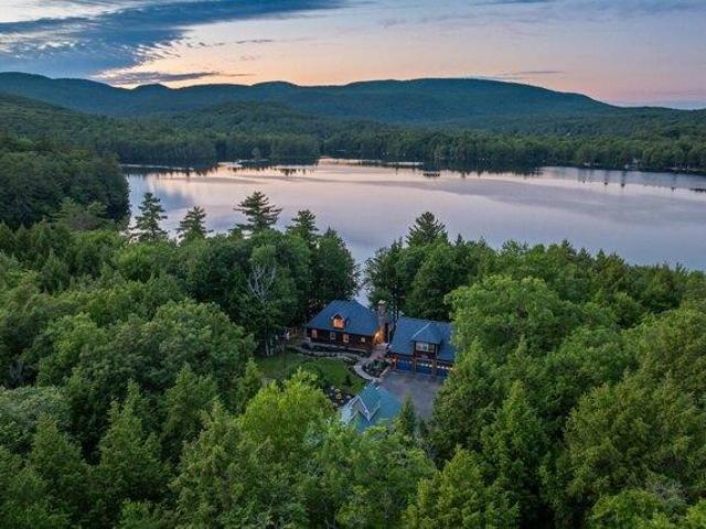 house with 3 bedroom, Gilmanton NH DS104042924
