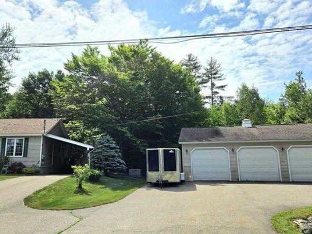 house with 3 bedroom, Gilmanton NH ES103966503