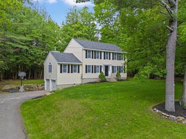 house with 3 bedroom, Goffstown NH DLS103036442