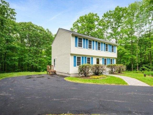 house with 3 bedroom, Goffstown NH DS103249104