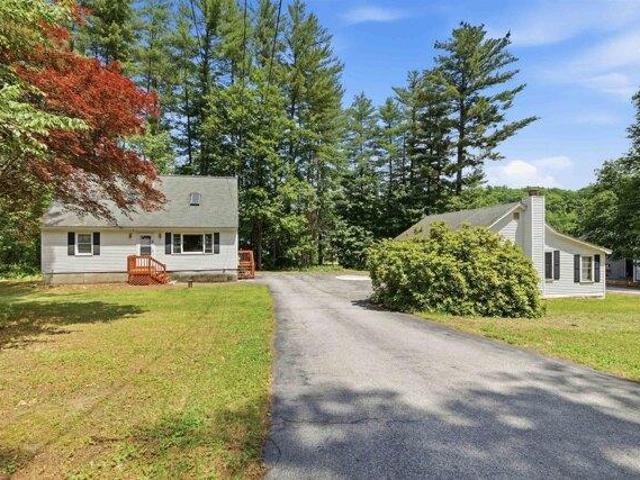 house with 3 bedroom, Goffstown NH ES104850104