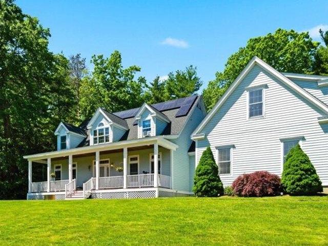 house with 3 bedroom, Goffstown NH ES104904853