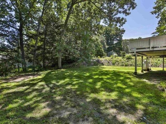 house with 3 bedroom, Goffstown NH ES105175775